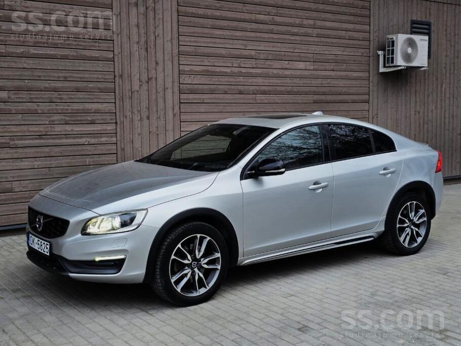 Volvo S60 2016 Jelgava, ar dzinēja tilpumu 2.00 L un nobraukumu 263 tūkst. km par 12000 €, foto 9 vietnē AUTOMOTO.COM.LV