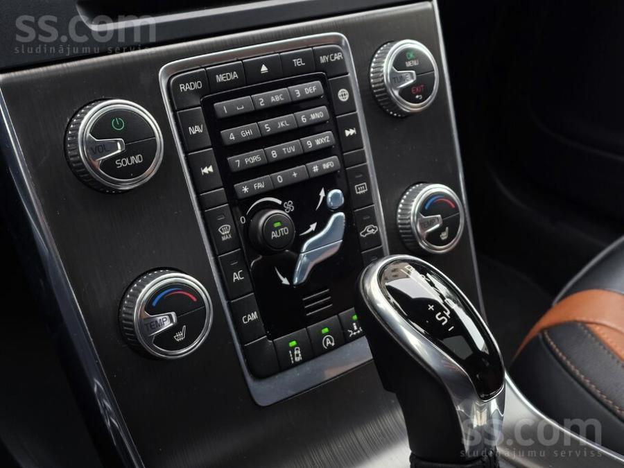 Volvo S60 2016 Jelgava, ar dzinēja tilpumu 2.00 L un nobraukumu 263 tūkst. km par 12000 €, foto 13 vietnē AUTOMOTO.COM.LV