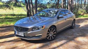 Volvo S60 2016 in Vilnius, with an engine capacity of 2.00 L and mileage of 119 thousand km for 11800 €, photo  on AUTOMOTO.COM.LV