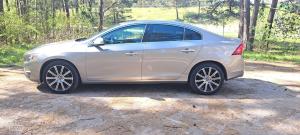 Volvo S60 2016 in Vilnius, with an engine capacity of 2.00 L and mileage of 119 thousand km for 11800 €, photo 7 on AUTOMOTO.COM.LV