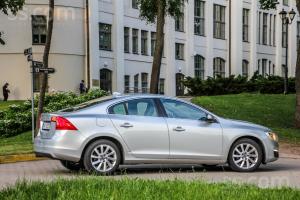 Volvo S60 2016 in Riga, with an engine capacity of 1.60 L and mileage of 177 thousand km for 9100 €, photo 6 on AUTOMOTO.COM.LV