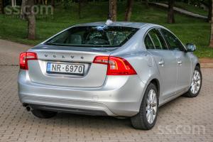 Volvo S60 2016 in Riga, with an engine capacity of 1.60 L and mileage of 177 thousand km for 9100 €, photo 7 on AUTOMOTO.COM.LV