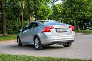 Volvo S60 2016 in Riga, with an engine capacity of 1.60 L and mileage of 177 thousand km for 9100 €, photo 8 on AUTOMOTO.COM.LV