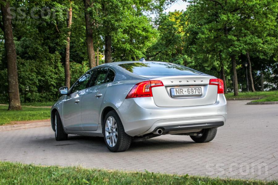 Volvo S60 2016 in Riga, with an engine capacity of 1.60 L and mileage of 177 thousand km for 9100 €, photo 8 on AUTOMOTO.COM.LV