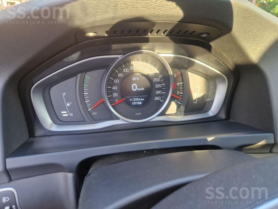 Volvo S60 2016 in Riga, with an engine capacity of 1.60 L and mileage of 177 thousand km for 9100 €, photo 14 on AUTOMOTO.COM.LV