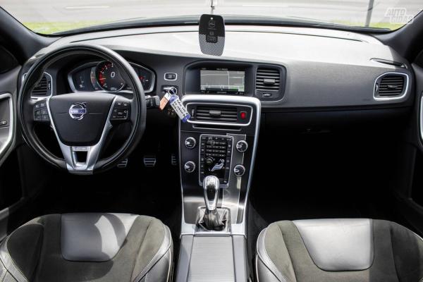 Volvo S60 2016 Kauņa, ar dzinēja tilpumu 2.00 L un nobraukumu 157 tūkst. km par 9200 €, foto 8 vietnē AUTOMOTO.COM.LV