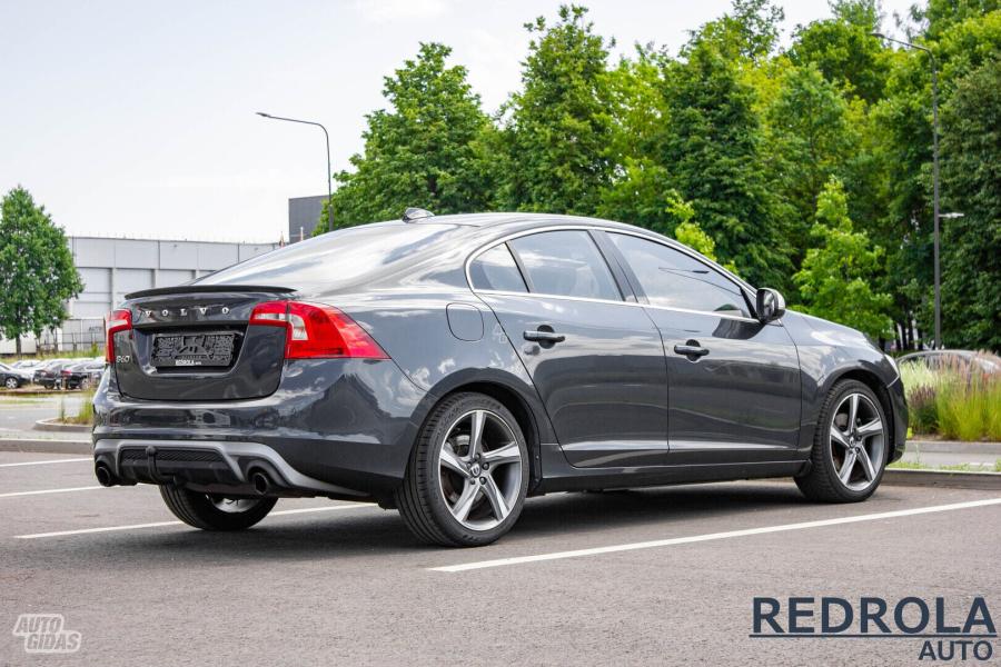 Volvo S60 2016 in Kaunas, with an engine capacity of 2.00 L and mileage of 157 thousand km for 9200 €, photo 5 on AUTOMOTO.COM.LV