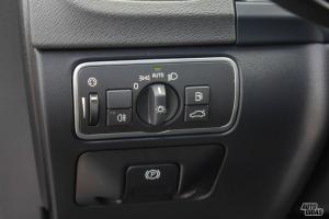 Volvo S60 2016 in Kaunas, with an engine capacity of 2.00 L and mileage of 157 thousand km for 9200 €, photo 19 on AUTOMOTO.COM.LV