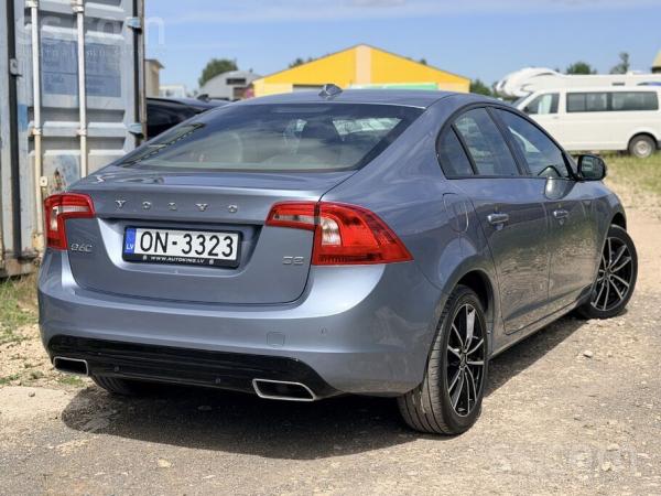 Volvo S60 2017 Rīga, ar dzinēja tilpumu 2.00 L un nobraukumu 265 tūkst. km par 9995 €, foto 4 vietnē AUTOMOTO.COM.LV