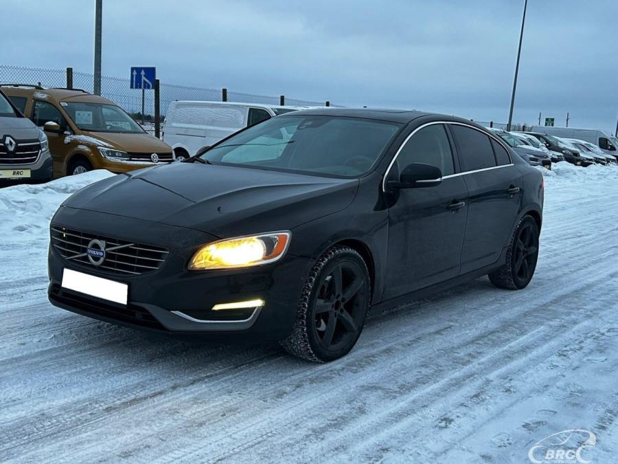 Volvo S60 2018 in Vilnius, with an engine capacity of 1.97 L and mileage of 157 thousand km for 9900 €, photo 1 on AUTOMOTO.COM.LV