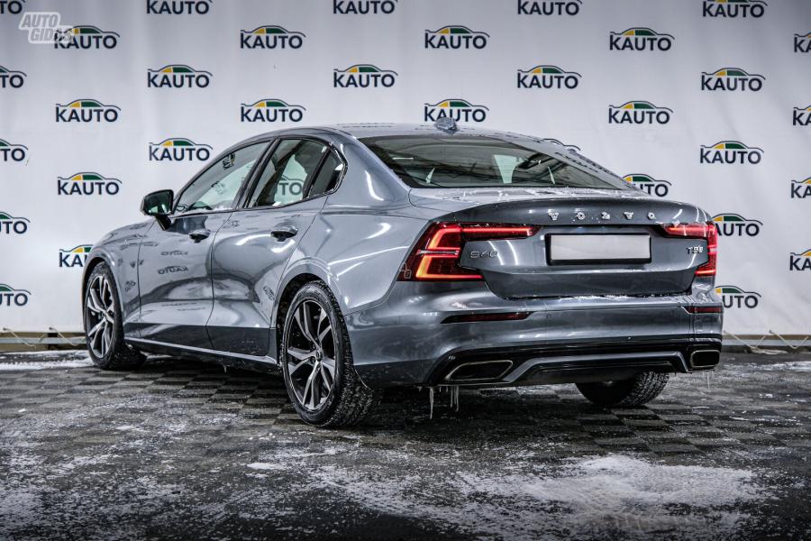 Volvo S60 2019 Kauņa, ar dzinēja tilpumu 2.00 L un nobraukumu 251 tūkst. km par 17790 €, foto 4 vietnē AUTOMOTO.COM.LV