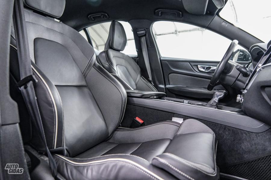 Volvo S60 2019 Kauņa, ar dzinēja tilpumu 2.00 L un nobraukumu 251 tūkst. km par 17790 €, foto 12 vietnē AUTOMOTO.COM.LV