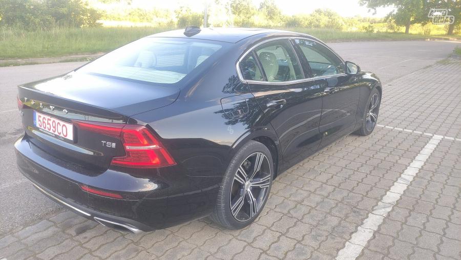 Volvo S60 2019 Kauņa, ar dzinēja tilpumu 2.00 L un nobraukumu 26 tūkst. km par 20000 €, foto 5 vietnē AUTOMOTO.COM.LV