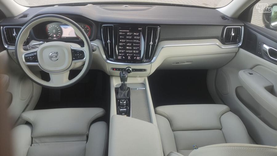 Volvo S60 2019 Kauņa, ar dzinēja tilpumu 2.00 L un nobraukumu 26 tūkst. km par 20000 €, foto 13 vietnē AUTOMOTO.COM.LV