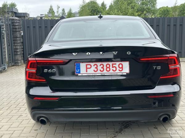 Volvo S60 2019 in Vilnius, with an engine capacity of 2.00 L and mileage of 134 thousand km for 15500 €, photo 6 on AUTOMOTO.COM.LV