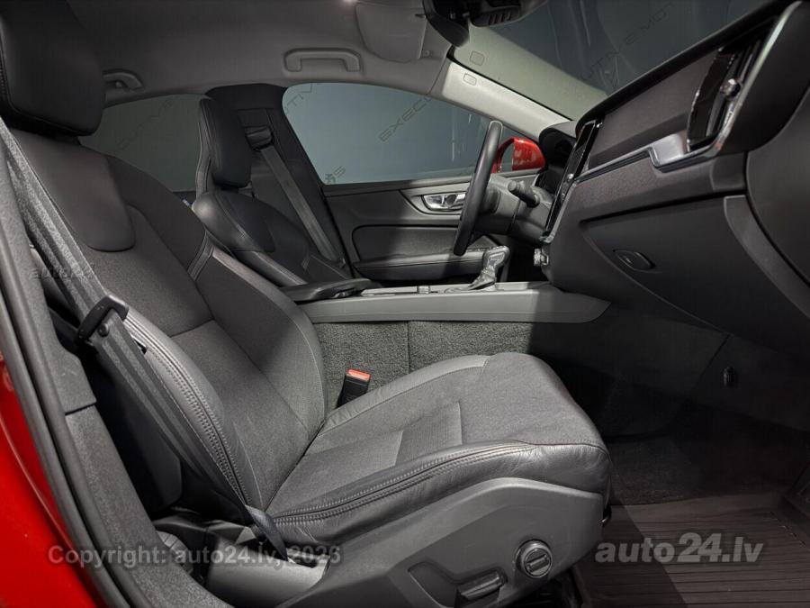 Volvo S60 2020 Tallina, ar dzinēja tilpumu 2.00 L un nobraukumu 50 tūkst. km par 22900 €, foto 12 vietnē AUTOMOTO.COM.LV