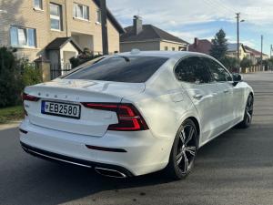 Volvo S60 2021 Mažeikiai, ar dzinēja tilpumu 2.00 L un nobraukumu 10 tūkst. km par 30000 €, foto 6 vietnē AUTOMOTO.COM.LV