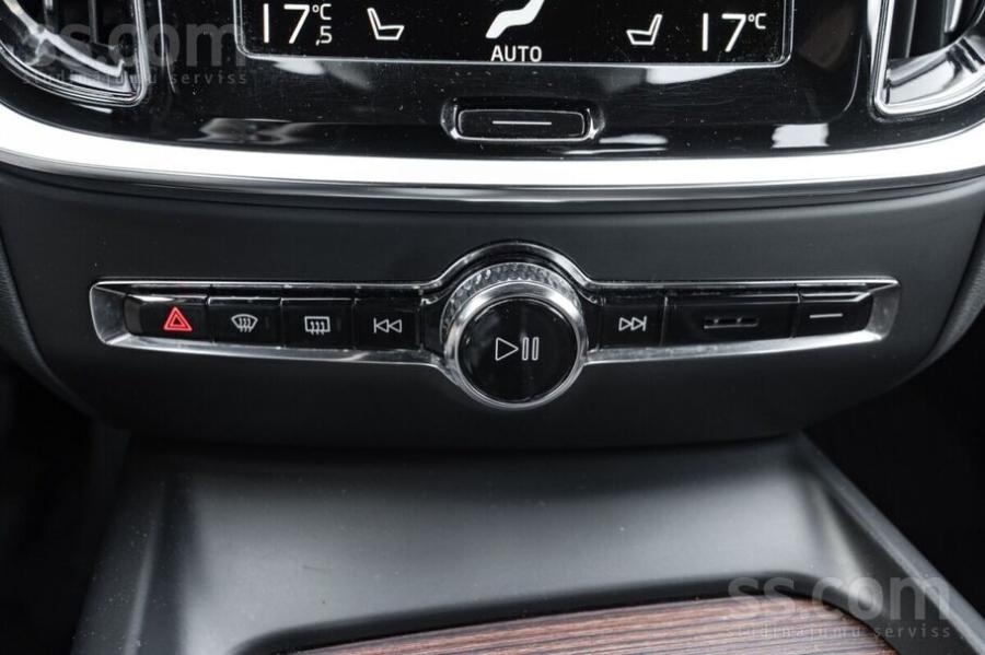 Volvo S60 2021 Rīga, ar dzinēja tilpumu 2.00 L un nobraukumu 100 tūkst. km par 23550 €, foto 23 vietnē AUTOMOTO.COM.LV