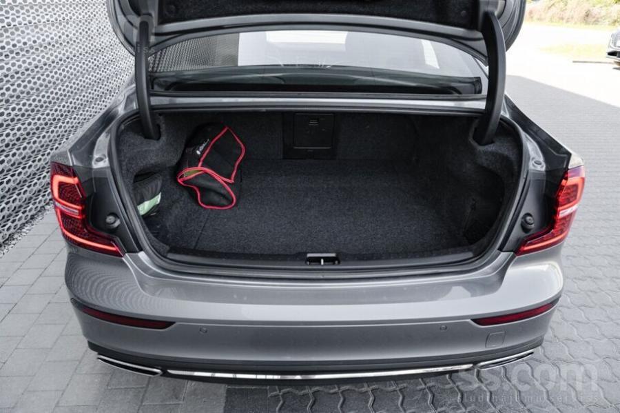 Volvo S60 2021 Rīga, ar dzinēja tilpumu 2.00 L un nobraukumu 100 tūkst. km par 23550 €, foto 27 vietnē AUTOMOTO.COM.LV