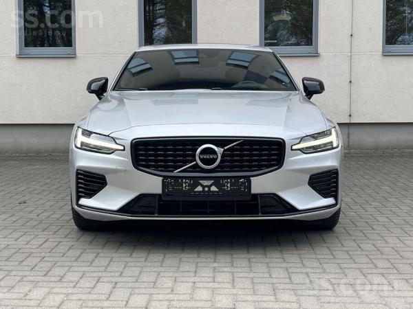 Volvo S60 2021 Jelgava, ar dzinēja tilpumu 2.00 L un nobraukumu 0 tūkst. km par 22990 €, foto 2 vietnē AUTOMOTO.COM.LV