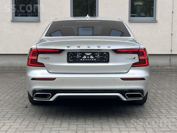 Volvo S60 2021 Jelgava, ar dzinēja tilpumu 2.00 L un nobraukumu 0 tūkst. km par 22990 €, foto 5 vietnē AUTOMOTO.COM.LV