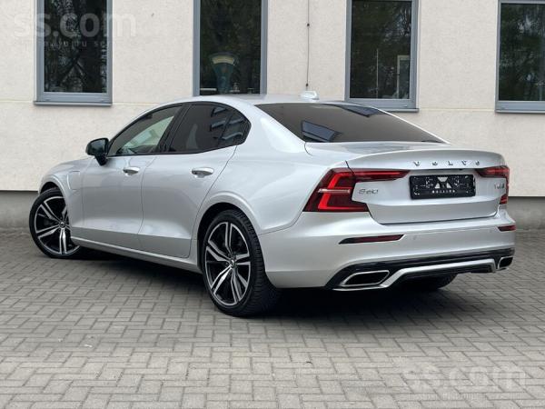 Volvo S60 2021 Jelgava, ar dzinēja tilpumu 2.00 L un nobraukumu 0 tūkst. km par 22990 €, foto 6 vietnē AUTOMOTO.COM.LV