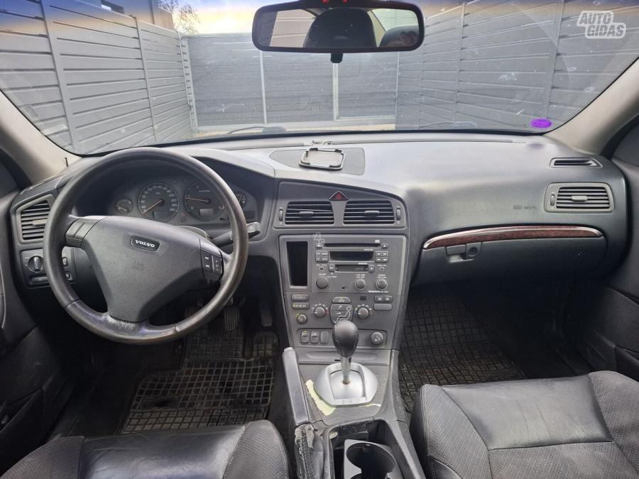 Volvo S60 2021 Klaipėda, ar dzinēja tilpumu 2.40 L un nobraukumu 390 tūkst. km par 600 €, foto 6 vietnē AUTOMOTO.COM.LV