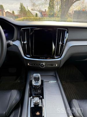 Volvo S60 2023 Rīga, ar dzinēja tilpumu 2.00 L un nobraukumu 31 tūkst. km par 36900 €, foto 5 vietnē AUTOMOTO.COM.LV