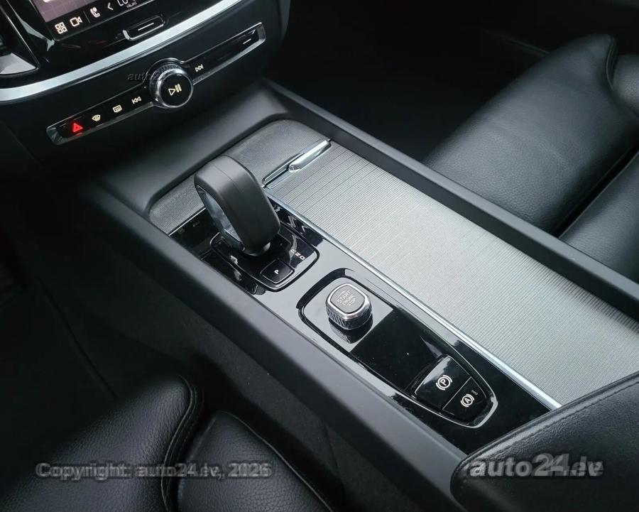 Volvo S60 2023 Tallina, ar dzinēja tilpumu 2.00 L un nobraukumu 0 tūkst. km par 16900 €, foto 10 vietnē AUTOMOTO.COM.LV