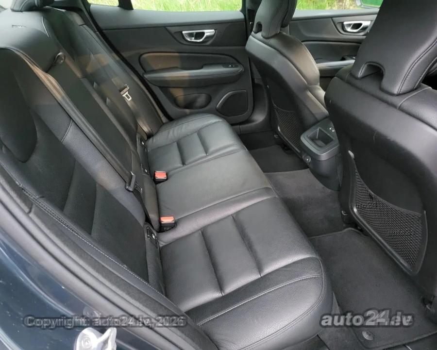 Volvo S60 2023 Tallina, ar dzinēja tilpumu 2.00 L un nobraukumu 0 tūkst. km par 16900 €, foto 12 vietnē AUTOMOTO.COM.LV