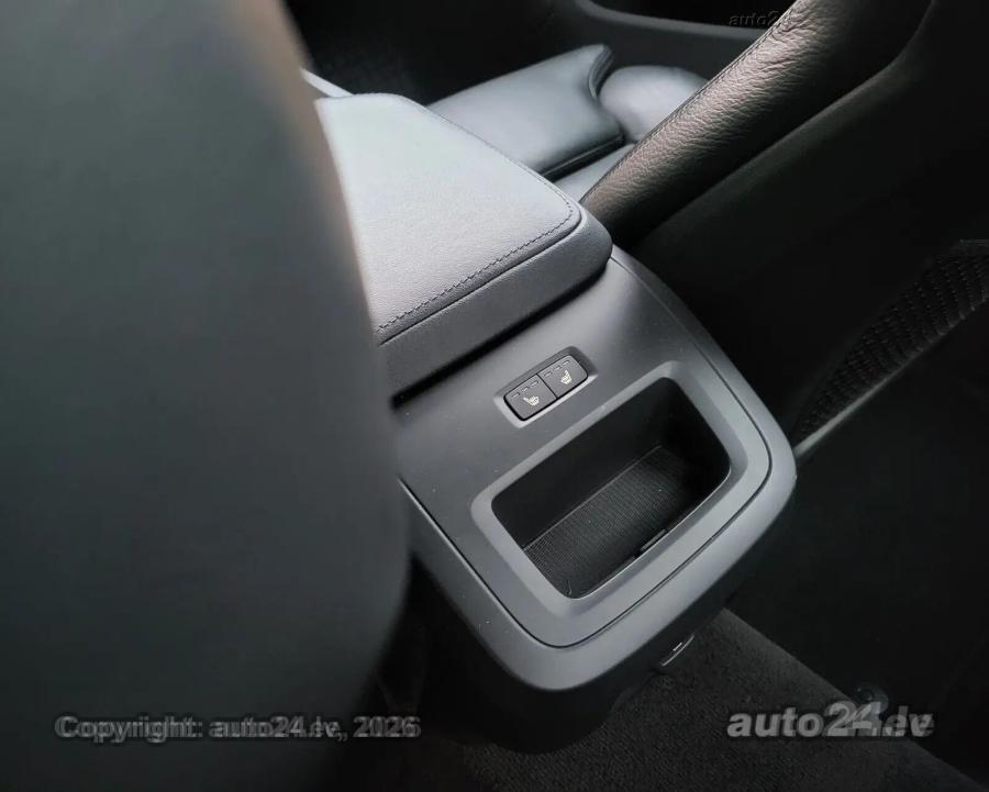 Volvo S60 2023 Tallina, ar dzinēja tilpumu 2.00 L un nobraukumu 0 tūkst. km par 16900 €, foto 13 vietnē AUTOMOTO.COM.LV