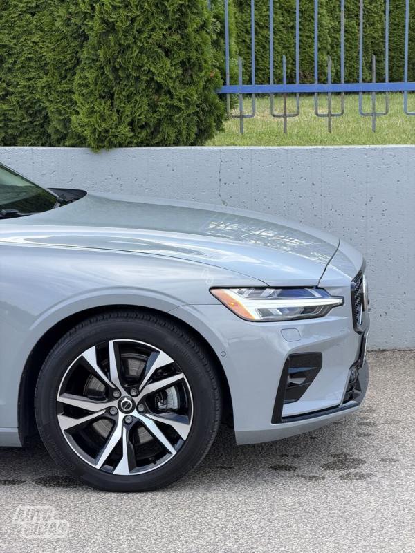 Volvo S60 2025 Viļņa, ar dzinēja tilpumu 2.00 L un nobraukumu 22 tūkst. km par 30000 €, foto 9 vietnē AUTOMOTO.COM.LV