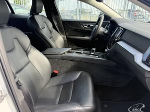 Volvo S60 2025 in Klaipeda, with an engine capacity of 1.97 L and mileage of 25 thousand km for 30900 €, photo 6 on AUTOMOTO.COM.LV