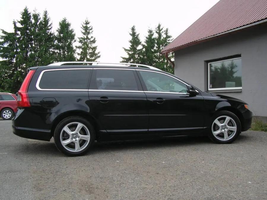 Volvo S60 2012 Sigulda, ar dzinēja tilpumu 2.00 L un nobraukumu 306 tūkst. km par 6350 €, foto 4 vietnē AUTOMOTO.COM.LV