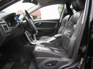 Volvo S60 2012 Sigulda, ar dzinēja tilpumu 2.00 L un nobraukumu 306 tūkst. km par 6350 €, foto 19 vietnē AUTOMOTO.COM.LV