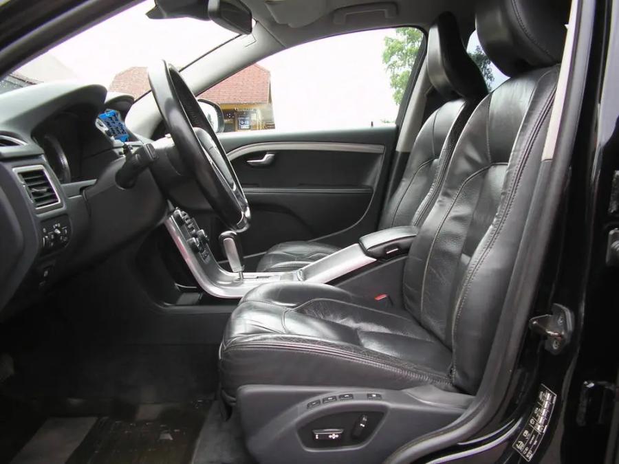 Volvo S60 2012 Sigulda, ar dzinēja tilpumu 2.00 L un nobraukumu 306 tūkst. km par 6350 €, foto 19 vietnē AUTOMOTO.COM.LV