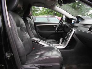 Volvo S60 2012 Sigulda, ar dzinēja tilpumu 2.00 L un nobraukumu 306 tūkst. km par 6350 €, foto 26 vietnē AUTOMOTO.COM.LV