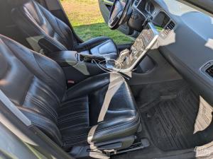 Volvo S60 2013 in Radviliskis, with an engine capacity of 2.40 L and mileage of 317 thousand km for 6500 €, photo 11 on AUTOMOTO.COM.LV