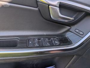 Volvo S60 2013 in Radviliskis, with an engine capacity of 2.40 L and mileage of 317 thousand km for 6500 €, photo 17 on AUTOMOTO.COM.LV