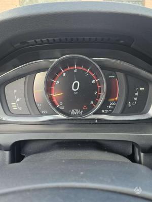 White Volvo S60 2016 in Taurage, with an engine capacity of 2.50 L and mileage of 158 thousand km for 6500 €, photo 18 on AUTOMOTO.COM.LV