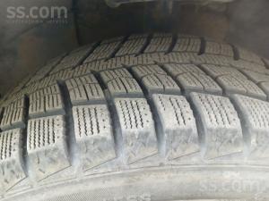 Balts Volvo S60 2004 Rīga, ar dzinēja tilpumu 2.50 L un nobraukumu 254 tūkst. km par 1250 €, foto 5 vietnē AUTOMOTO.COM.LV