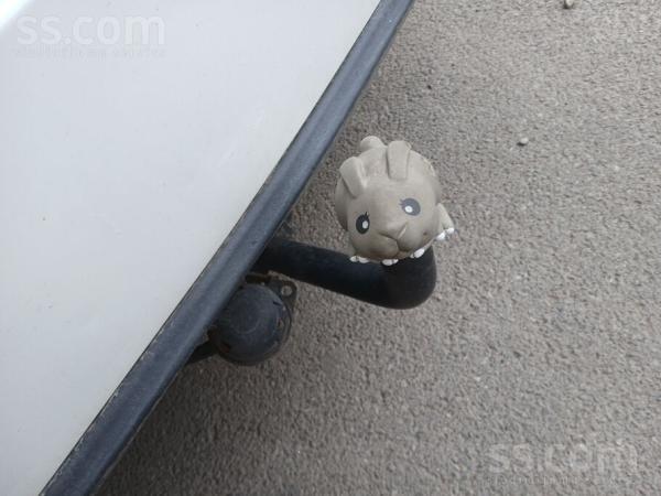 Balts Volvo S60 2004 Rīga, ar dzinēja tilpumu 2.50 L un nobraukumu 254 tūkst. km par 1250 €, foto 10 vietnē AUTOMOTO.COM.LV