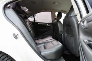 Balts Volvo S60 2006 Rīga, ar dzinēja tilpumu 2.40 L un nobraukumu 335 tūkst. km par 1350 €, foto 14 vietnē AUTOMOTO.COM.LV