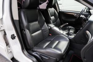 Balts Volvo S60 2006 Rīga, ar dzinēja tilpumu 2.40 L un nobraukumu 335 tūkst. km par 1350 €, foto 16 vietnē AUTOMOTO.COM.LV