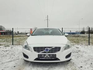Balts Volvo S60 2010 Saldus, ar dzinēja tilpumu 2.40 L un nobraukumu 308 tūkst. km par 6200 €, foto 10 vietnē AUTOMOTO.COM.LV