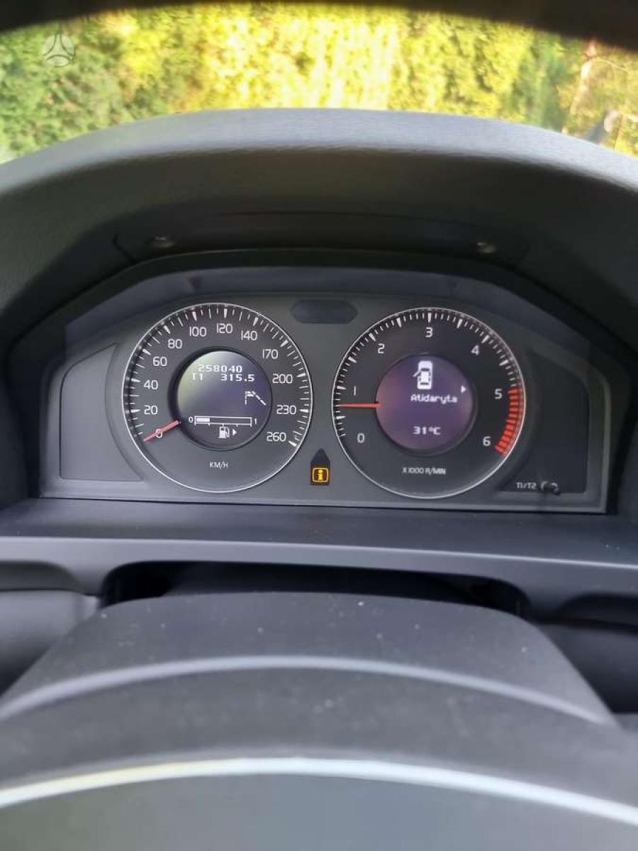 Balts Volvo S60 2010 Alīta, ar dzinēja tilpumu 2.00 L un nobraukumu 259 tūkst. km par 4800 €, foto 15 vietnē AUTOMOTO.COM.LV
