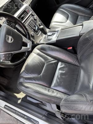 Balts Volvo S60 2010 Jūrmala, ar dzinēja tilpumu 2.00 L un nobraukumu 375 tūkst. km par 4890 €, foto 9 vietnē AUTOMOTO.COM.LV