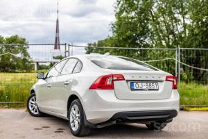 Balts Volvo S60 2011 Rīga, ar dzinēja tilpumu 1.60 L un nobraukumu 375 tūkst. km par 4990 €, foto 8 vietnē AUTOMOTO.COM.LV