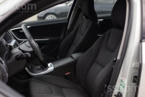 Balts Volvo S60 2011 Rīga, ar dzinēja tilpumu 1.60 L un nobraukumu 375 tūkst. km par 4990 €, foto 12 vietnē AUTOMOTO.COM.LV