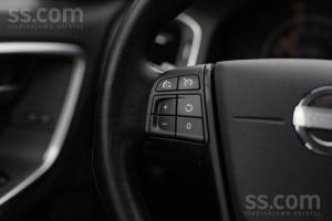 Balts Volvo S60 2011 Rīga, ar dzinēja tilpumu 1.60 L un nobraukumu 375 tūkst. km par 4990 €, foto 16 vietnē AUTOMOTO.COM.LV